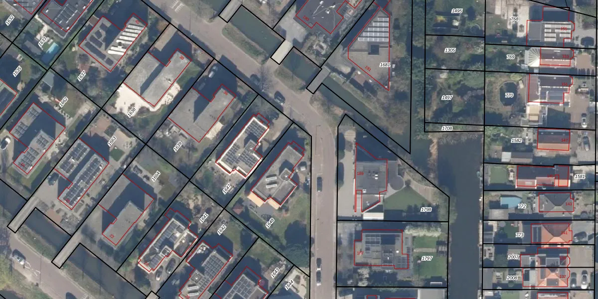 Lamsrustlaan 32, Rotterdam (3054 VG) - KadastraleKaart.com