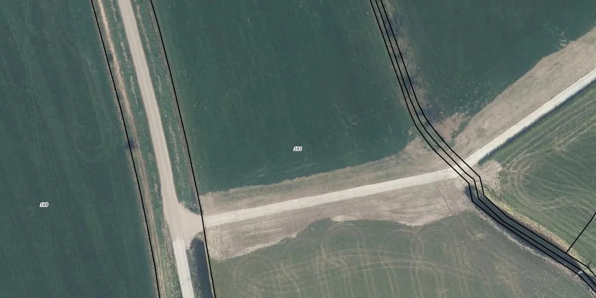 Perceel BRN00M183 in Buren - KadastraleKaart.com