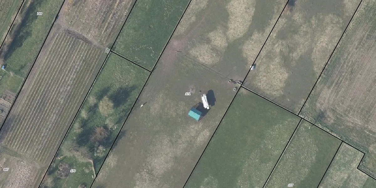 Perceel HTR00E171 in Heteren - KadastraleKaart.com